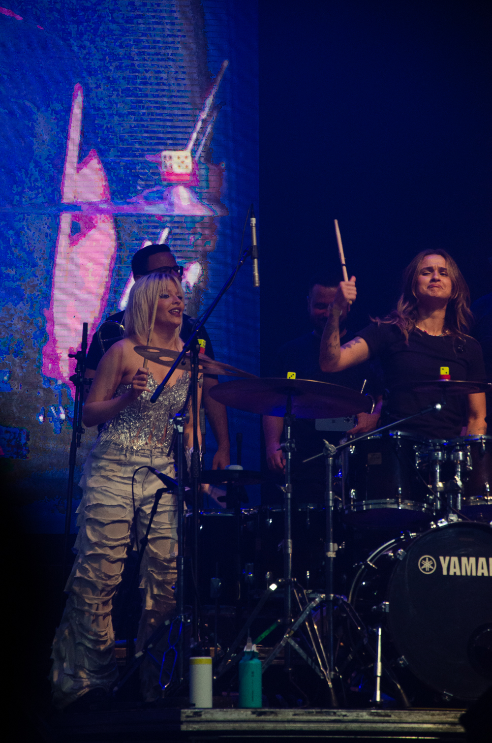 Luísa Sonza faz show impactante no Espaço Unimed em São Paulo - Music ...