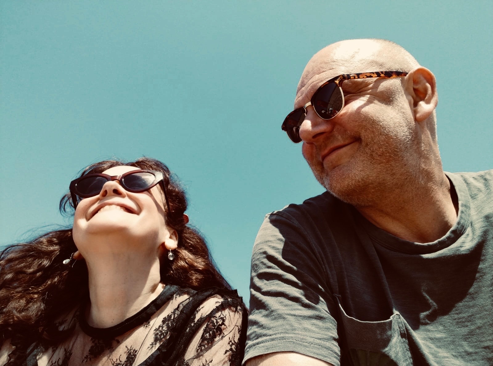 Mumbo: trio lança single “Fringe Benefits” - Music for All