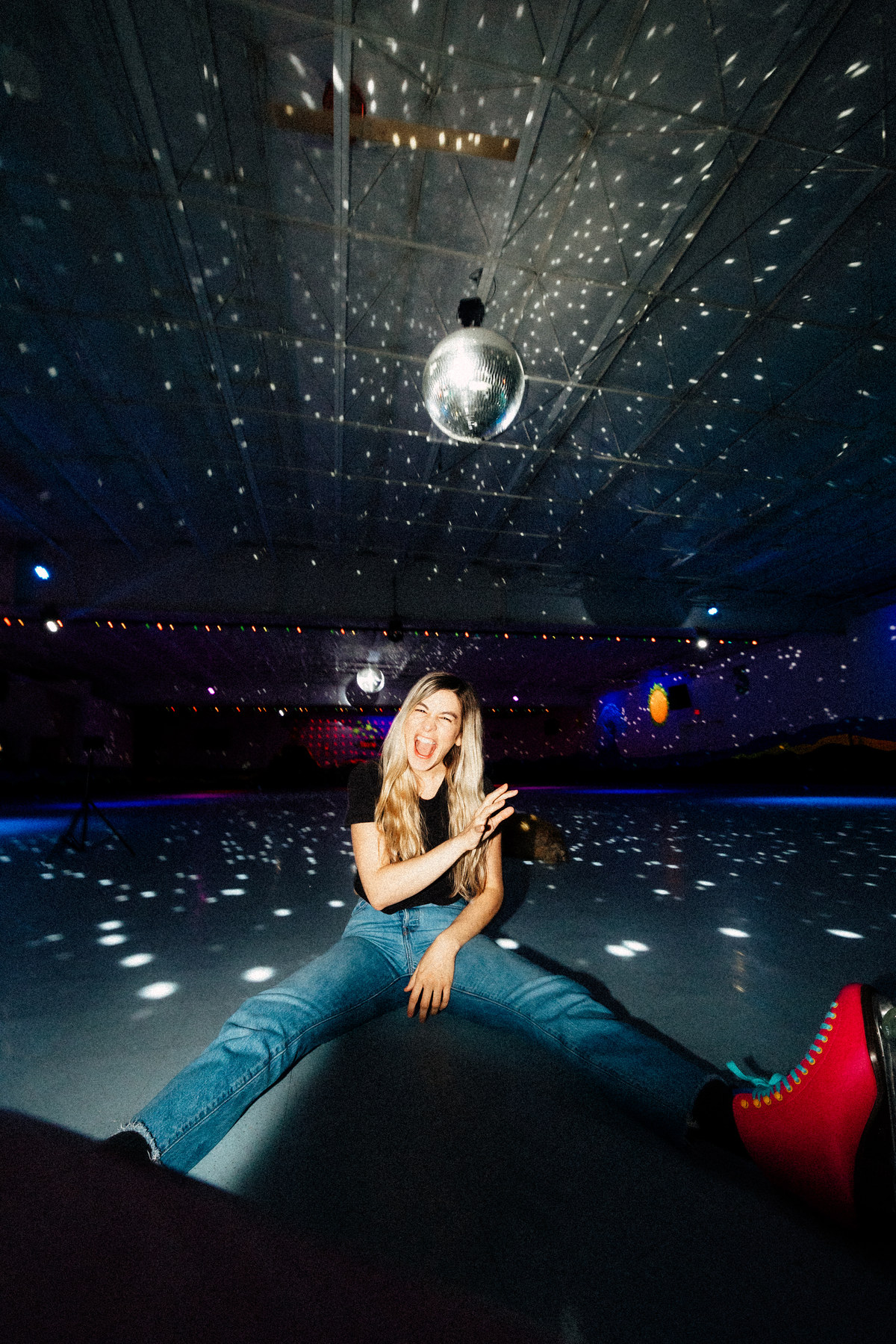 Tiffany Kintzer apresenta versão de hit com remix de Alan George ...